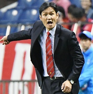 【ACL浦和1－0 FCソウル】元韓国代表＆J最強FWチェ・ヨンス監督は「必ず逆転する」。現役時代を彷彿させる冷徹な表情に潜む自信 (2016年5月19日掲載) - ライブドアニュース
