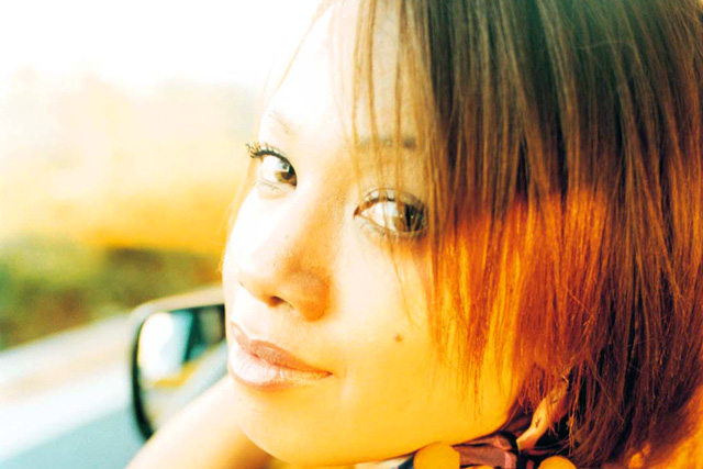 “7オクターブの歌姫”EMI MARIA、デビュー前の新人として異例の記録 - ライブドアニュース