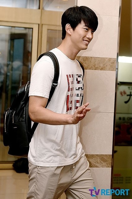 【PHOTO】2PM テギョン、キム・ヒソンなど…ドラマ「本当に良い時代」打ち上げパーティに出席 - ライブドアニュース