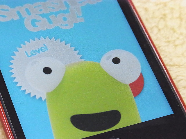 アメーバーのようなGuglをタップして潰そう！キモかわいいちょっと変わったもぐらたたき「Smack That Gugl」【iPhoneアプリ ...