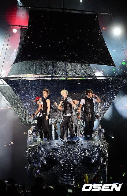 【画像】BEAST、日本で300人限定プレミアムライブが盛況“日本のメディアも注目” - ライブドアニュース