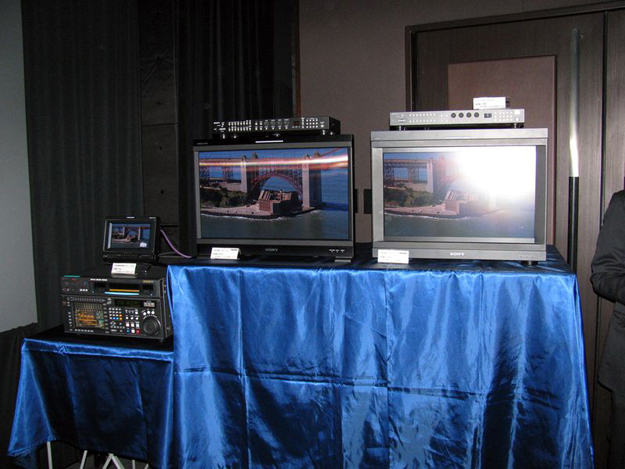 【画像】ソニー有機EL搭載業務用マスターモニターBVM-E250/BVM-E170発売 - ライブドアニュース