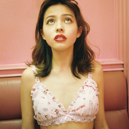 YUMMY MARTが大人気のfoxy illustrationsと最高キュートでエロティックな限定コラボを公開！ - Peachy - ライブドアニュース