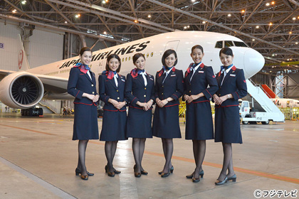 CA制服姿で集結！深田恭子、吹石一恵、瀧本美織、すみれ、水原希子、佐々木希 (2014年6月18日掲載) - ライブドアニュース