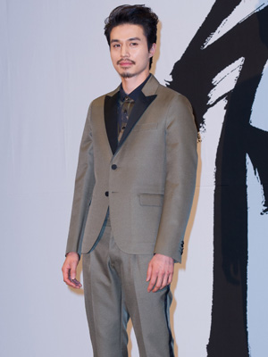 「天命」イ・ドンウク、時代劇初挑戦も「心配しない」自信表す＜韓国JPICTURES＞ (2013年4月19日掲載) - ライブドアニュース