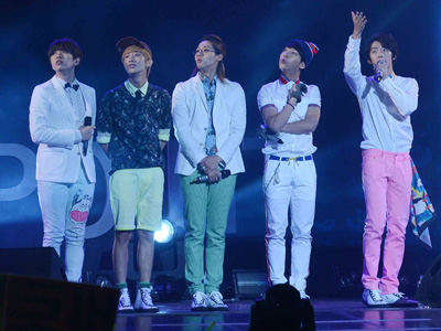 「GS＆CONCERT 2013」B1A4とBEASTが熱いステージ＜韓国JPICTURES＞ (2013年10月29日掲載) - ライブドアニュース