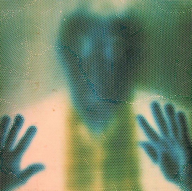 ヒントはテレビ。3万本ものストローが作り出すアートな写真 - ライブドアニュース