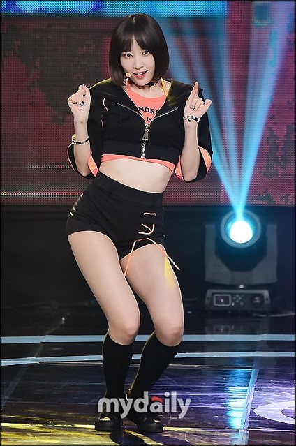 【画像】【PHOTO】EXID、6/8放送「SHOW CHAMPION」で1位を獲得“喜びの涙” 8/11 - ライブドアニュース