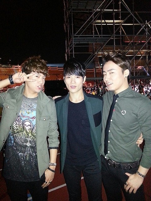 Phantom、デビュー曲「BURNING」の活動を終了“声援に感謝” - ライブドアニュース