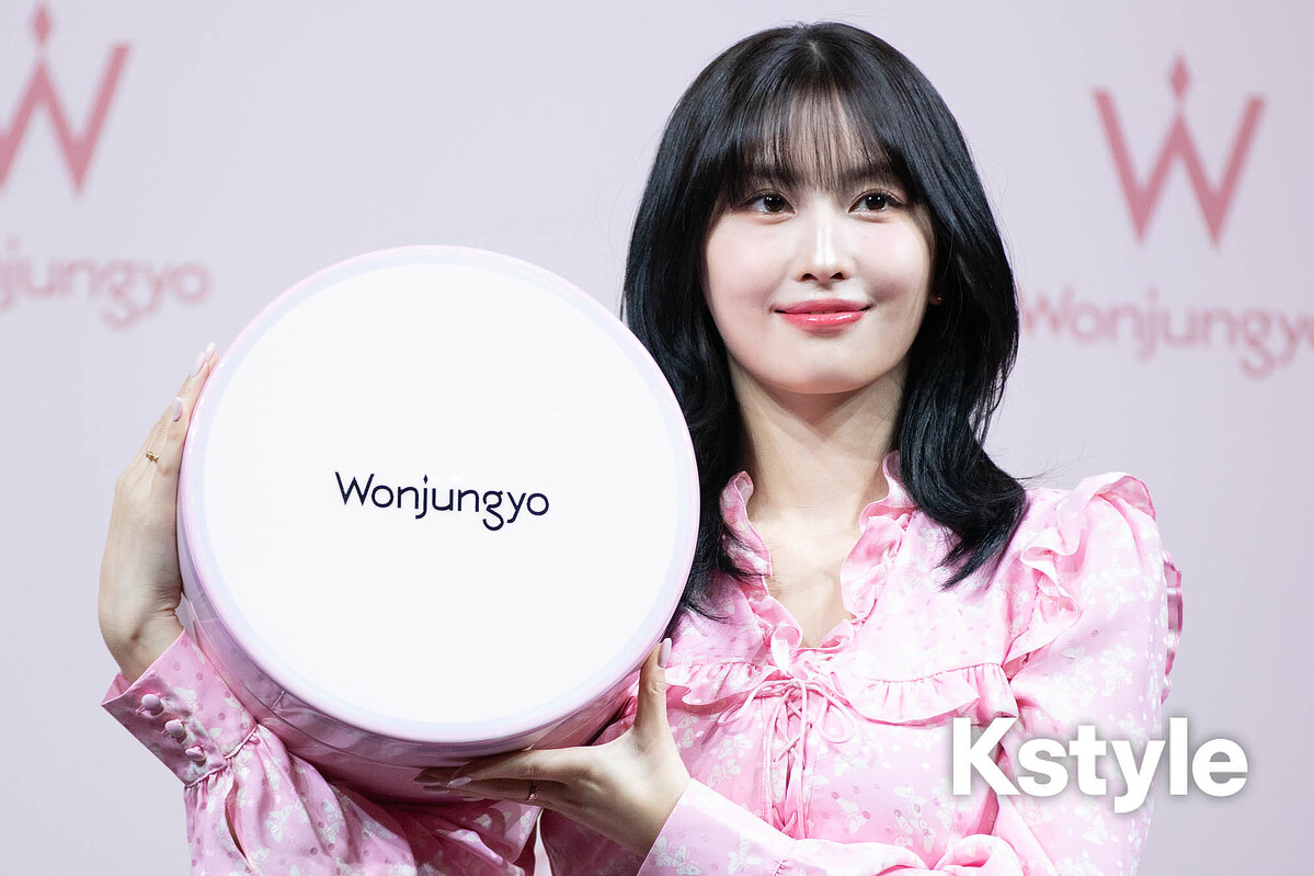 【画像】【PHOTO】TWICE モモ、MISAMOの活動に意気込み！「Wonjungyo」イベントに登場 7/22 - ライブドアニュース