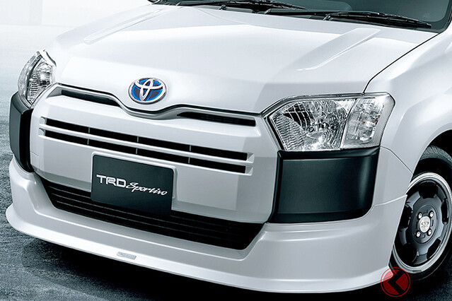 トヨタ「プロボックス」に超カッコイイ“純正スポーツ仕様”あった！ まさに公道最速な「商用バンの帝王」がスゴイ！ 斬新すぎるエアロ仕様「TRD ...