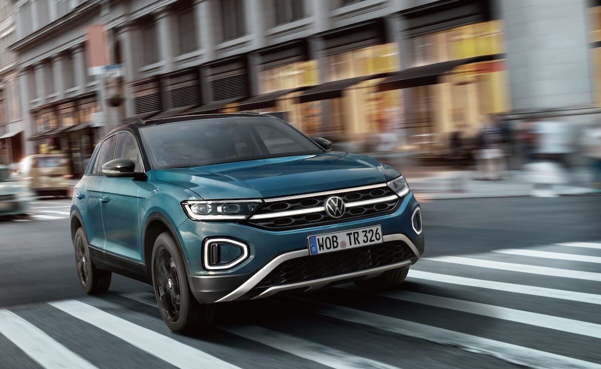 フォルクスワーゲン「T-Roc」に特別仕様車″Black Style″登場! どんなクルマ? - ライブドアニュース