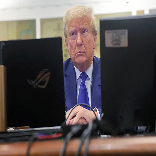 トランプ氏に罰金1万ドル 裁判所職員を攻撃と判断 Ny州裁判所 2023年10月26日掲載 ライブドアニュース