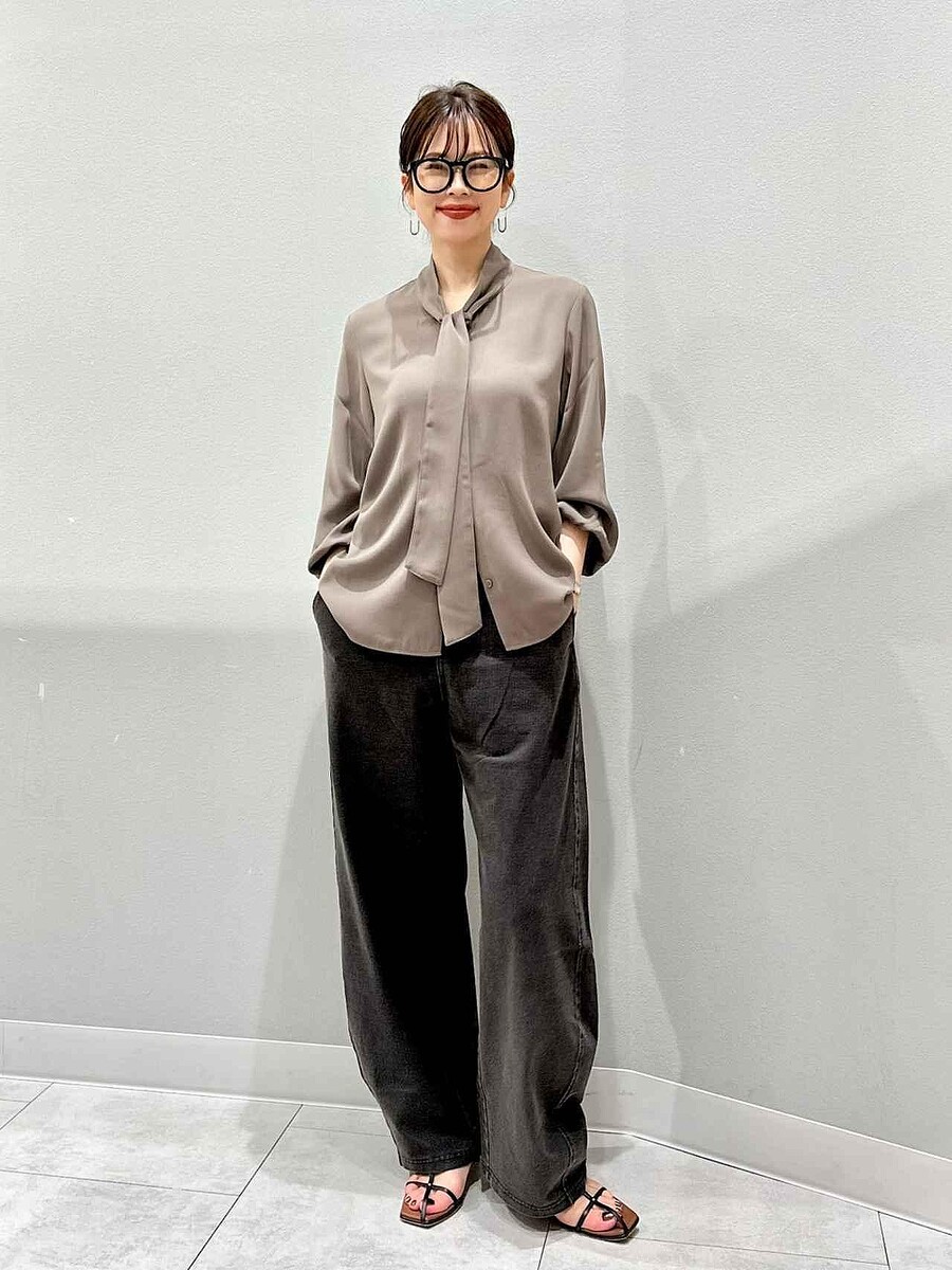 「スウェットパンツ部屋着見え問題」→ 解決！【GU】40・50代はこう穿く！「垢抜けコーデ」 - Peachy - ライブドアニュース