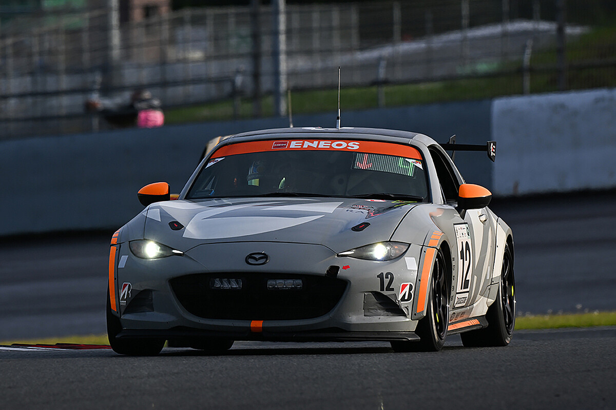 世界初公開の「ビジョン」モデルはRX-7の後継なるか!? それとも未来のロードスター!? マツダがジャパンモビリティショー2025で「走る歓び ...