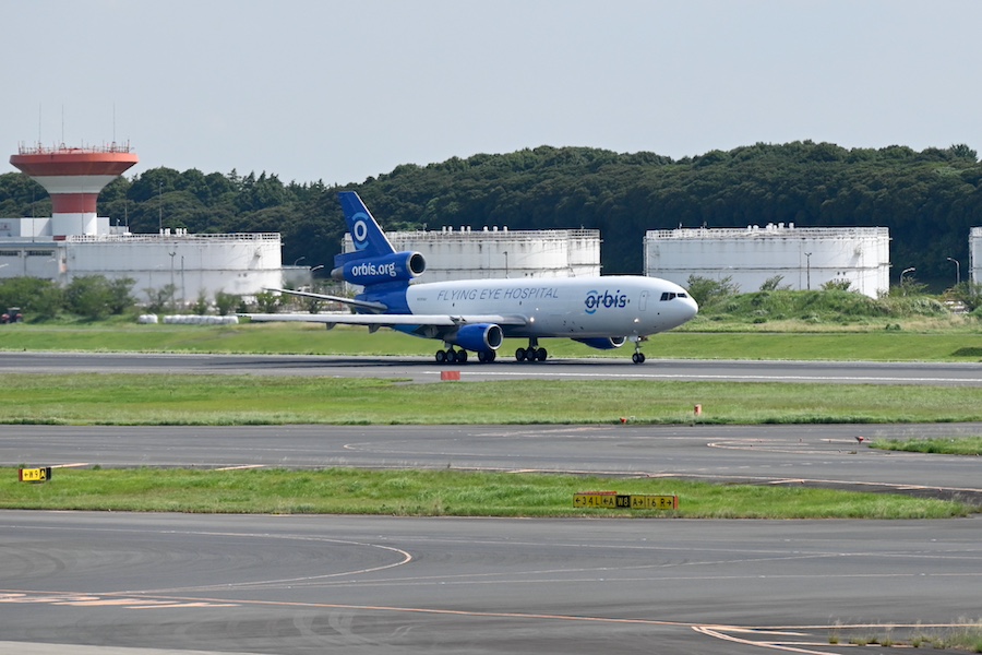 オービスのMD-10型機「フライング・アイ・ホスピタル」、成田に飛来 - ライブドアニュース