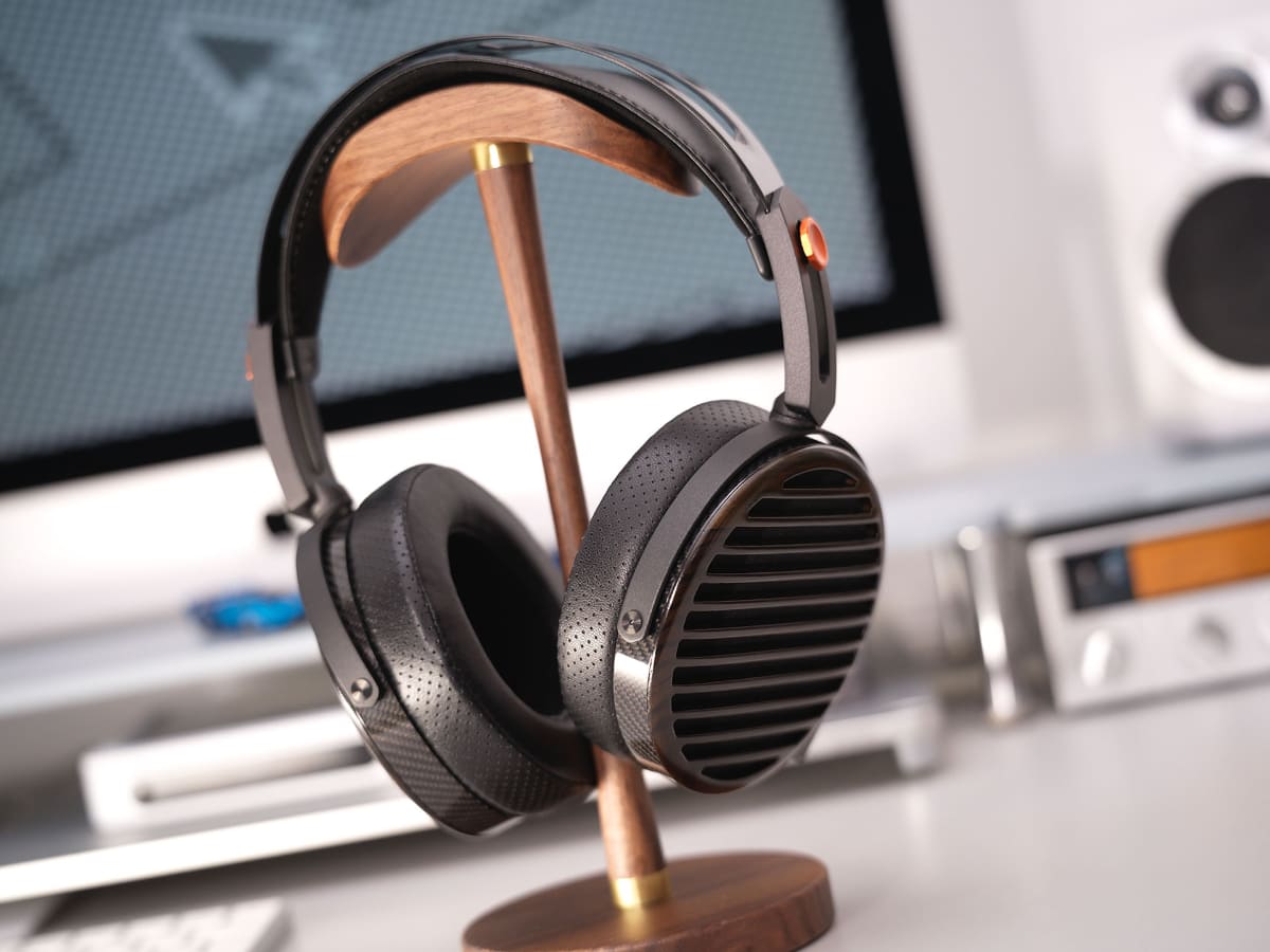 FIIO、独自開発106mm平面磁界ドライバ搭載の最上位ヘッドフォン「FT7 Black」 - ライブドアニュース