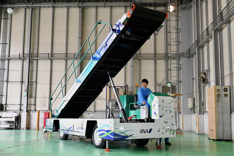 ANA、廃車対象のGSEを自社改造 94年製ベルトローダー、EV化で再利用へ - ライブドアニュース