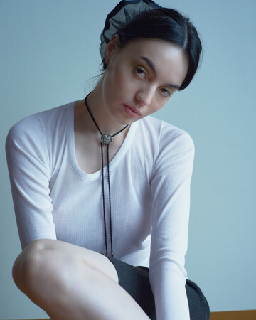 【画像】ジュエリーブランドIRIS47(イリスフォーセブン)から新作″texture″を発売。クラッシックをモダンに解釈し、印象的な顔周りを作るジュエリーや喜びの感情を引きこす美学を追求した ...