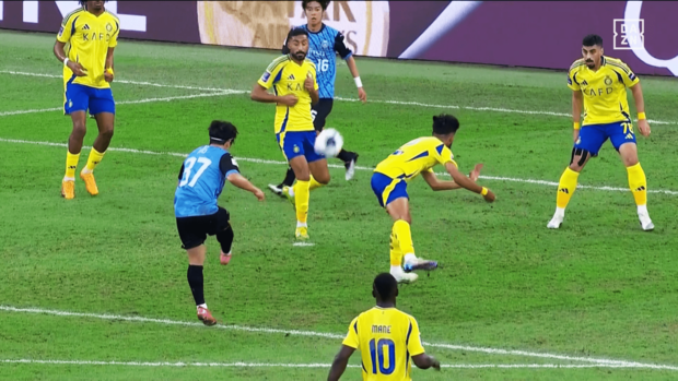 衝撃ゴラッソ！ 川崎MFの“超絶ボレー弾”が話題騒然「ロナウドよりロナウドやん」「ワールドクラス」「めちゃくちゃ難しい」伊藤達哉が敵地沈黙の決定的一撃【ACLE準決勝】 (2025年5月1日 ...