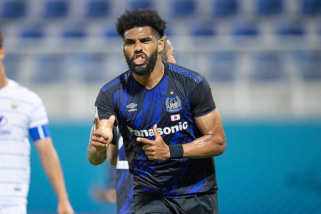 ACL“日韓対決”、G大阪FWの同点弾に海外注目 「巨大な三角形を描いたアクション」 - ライブドアニュース