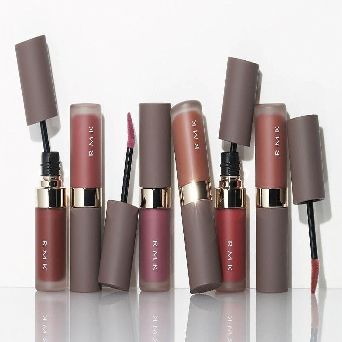 RMK2022年夏コスメ、みずみずしいツヤ＆フィット感の「RMK リクイド リップカラー」 (2022年4月15日掲載) - Peachy - ライブドアニュース