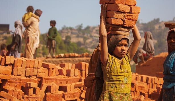 【画像】このままでは貧困が繰り返される！学校に行けずに働く子どもの多さに驚愕／数字でわかる！ こどもSDGs - Peachy - ライブドアニュース