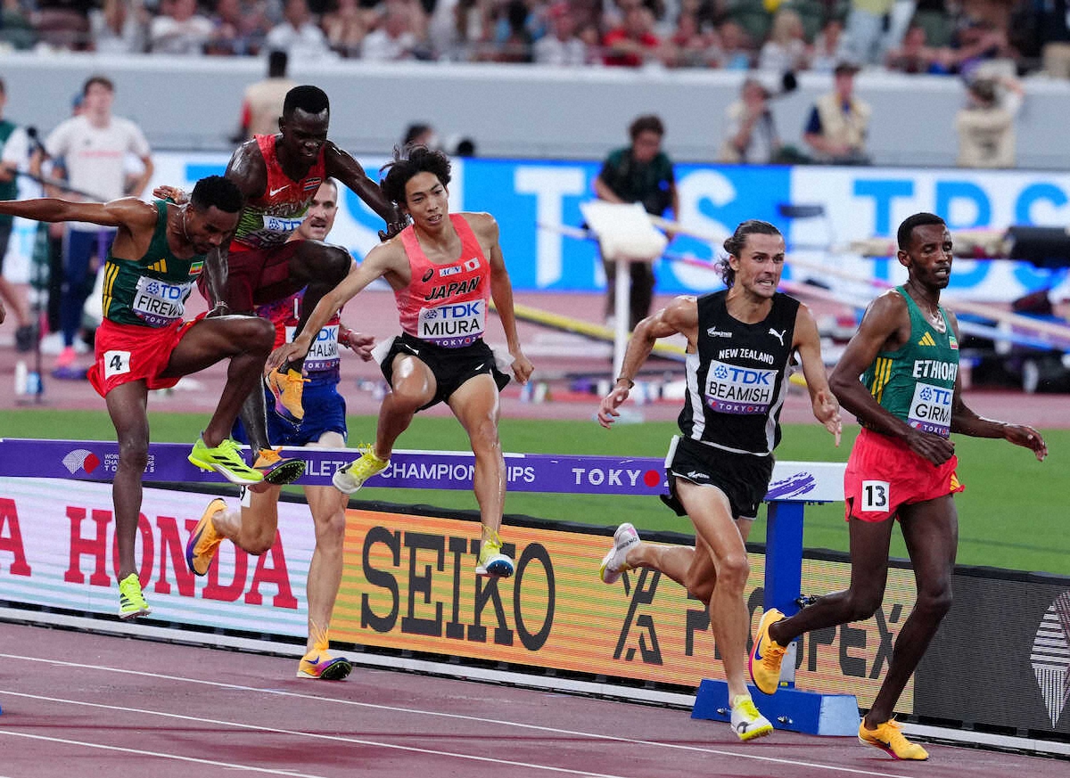 三浦龍司への接触は“妨害”ではないか 陸連、3000m障害で抗議も棄却される バランス崩し8位 - ライブドアニュース