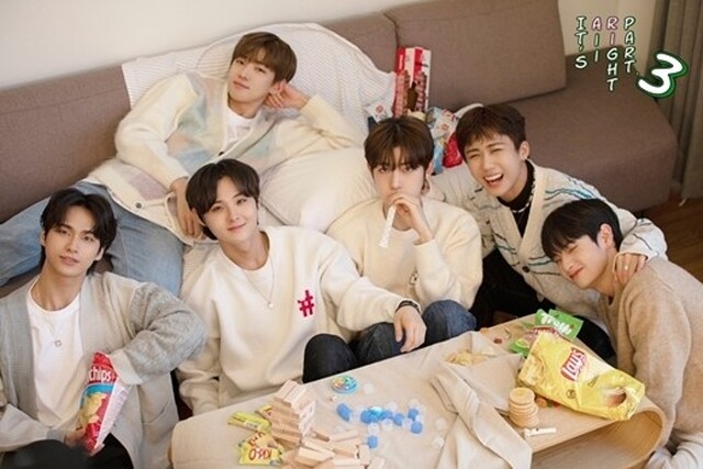 DKZ、プロジェクトアルバム「It′s All Right Part․3」集合コンセプトフォトを公開 - ライブドアニュース