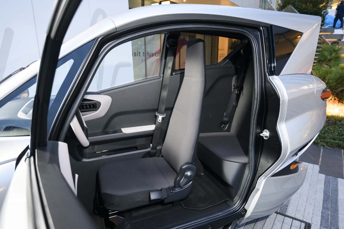 「都市で乗るならこれで十分」話題の次世代小型モビリティ「Lean3」先行試乗で実用性を実感！ - ライブドアニュース