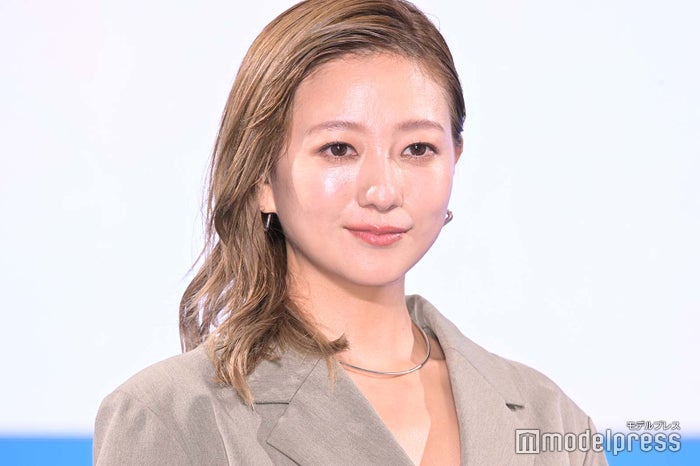 伊藤千晃、AAA時代のMVオフショットに反響「ギャル感も可愛い」「エモすぎる」 - ライブドアニュース