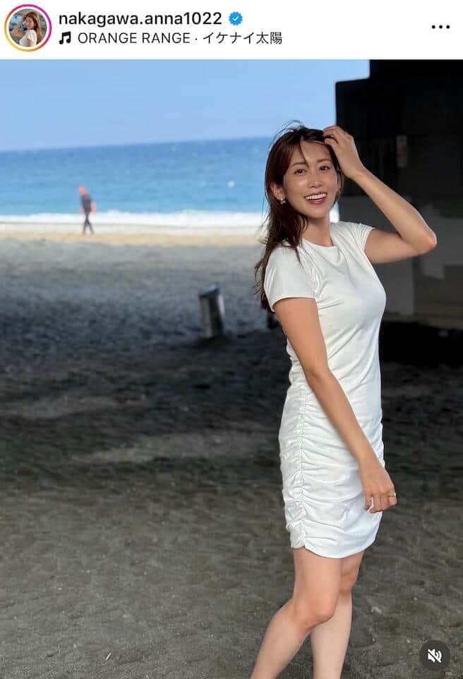 元NHK中川安奈アナ「卒業以来13年ぶり」JK制服姿 高校時代の写真も公開「スカート、膝上何cmだろ」 - ライブドアニュース