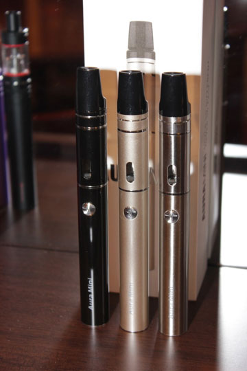 【画像】一度は行ってみたい！ VAPEショップ・インタビュー：新宿『VAPE RING』編 4/4 - ライブドアニュース