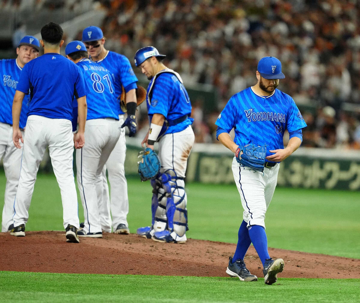 DeNA・ケイ 4回途中2失点でマウンドを降りる CS第1戦から中4日で登板 - ライブドアニュース