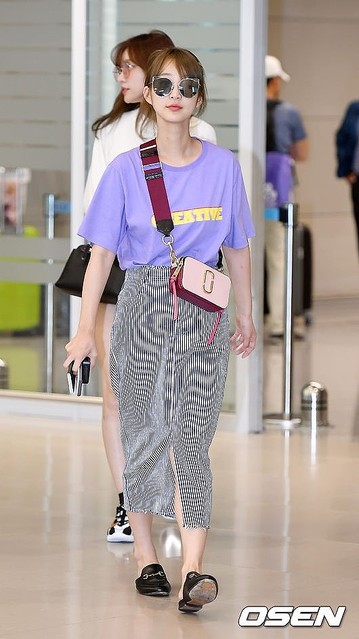 【画像】【PHOTO】EXID「V HEARTBEAT」公演を終えて帰国…個性光る空港ファッション 12/12 - ライブドアニュース