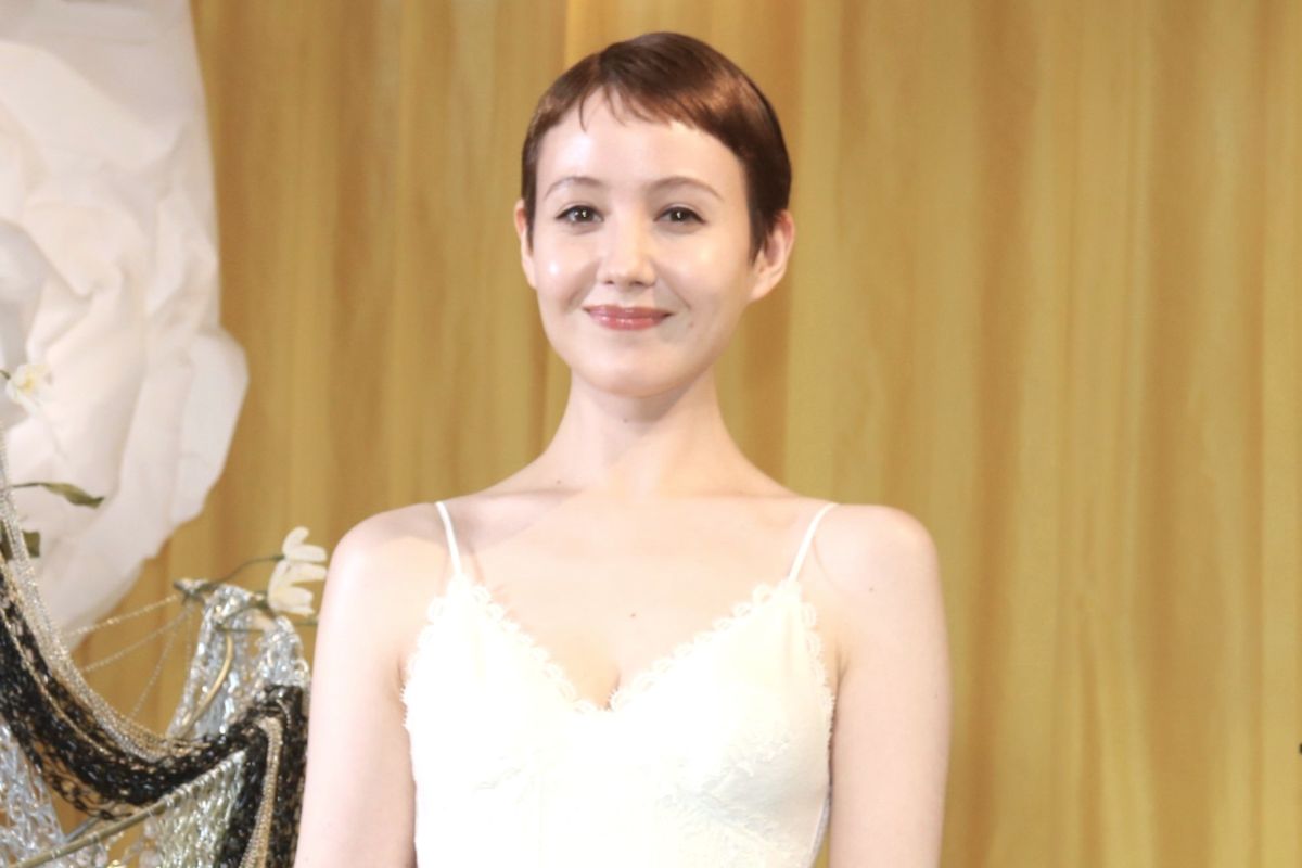 トリンドル玲奈、ベリーショート姿でイベント登場! セクシードレスで色気放つ (2024年5月29日掲載) - ライブドアニュース