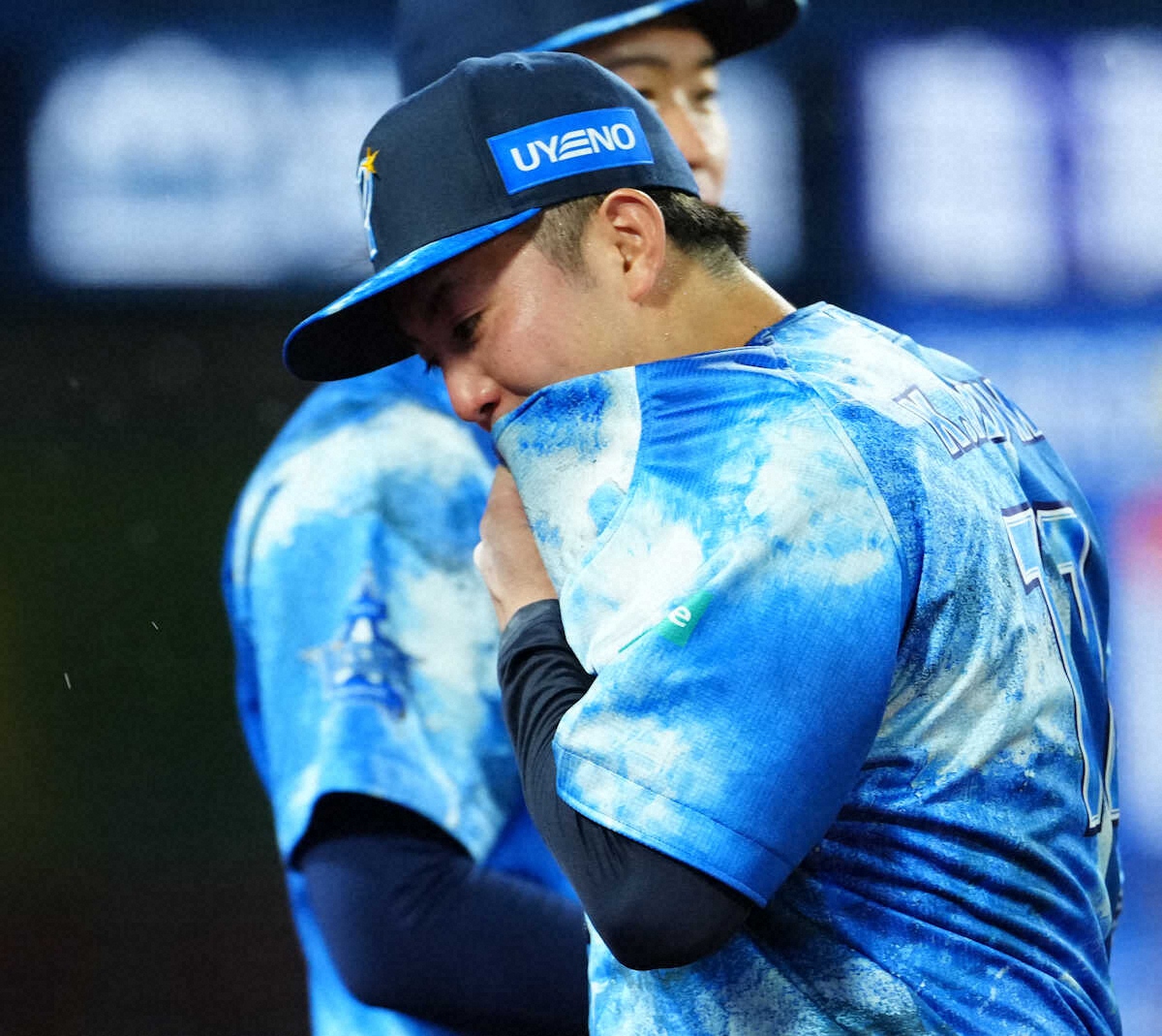 DeNAエース・東6敗目…大乱調5回10安打6失点「2試合連続で試合をつくれず申し訳ない」 - ライブドアニュース