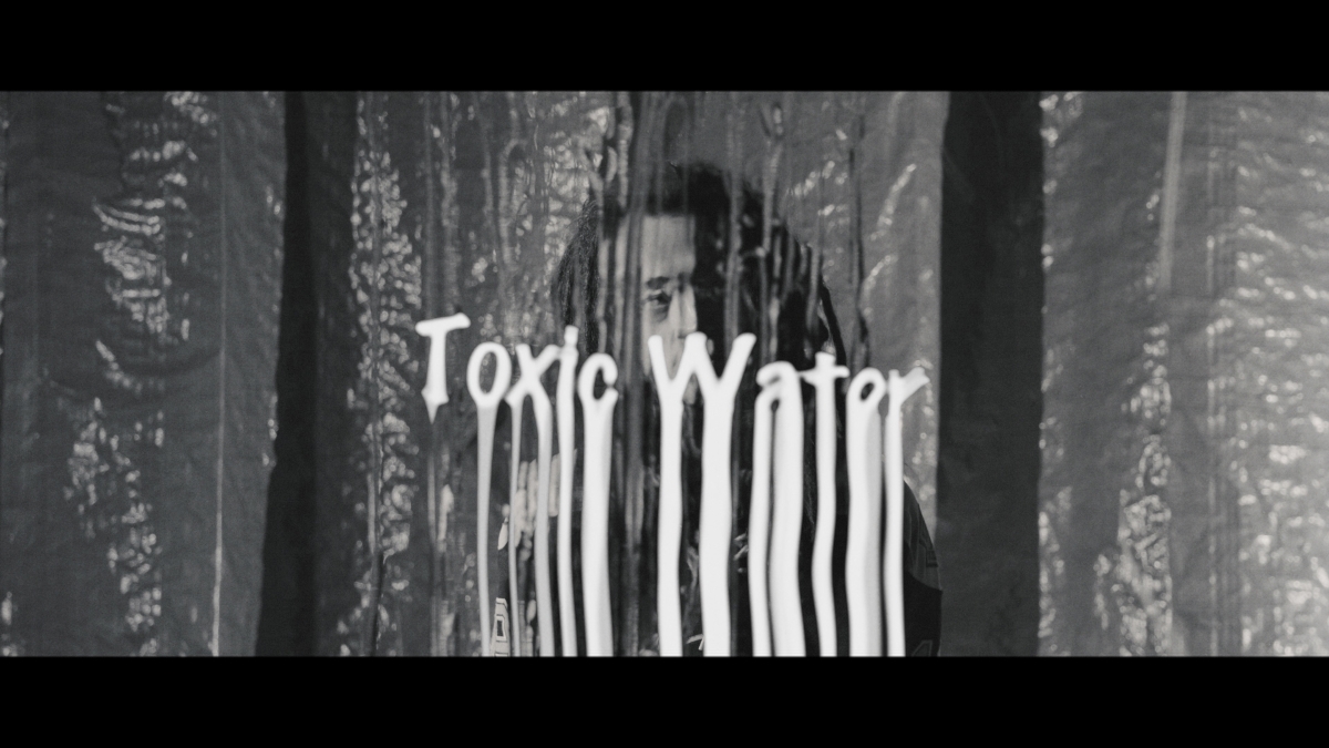 Black Leech、自身初のEP『Toxic Water』リリース 表題曲MV公開&自主企画ライブ開催も (2024年2月8日掲載 ...