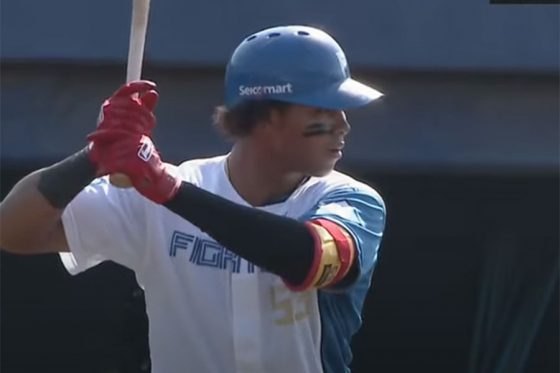 身長193cm大器に“覚醒の予感” 現役ドラフトから再び…驚きの打率.300＆HRトップ - ライブドアニュース