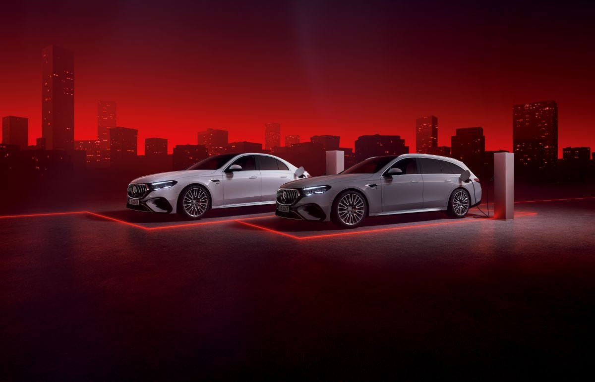 メルセデス・ベンツ、Eクラスのトップパフォーマンスモデル「Mercedes-AMG E 53 HYBRID 4MATIC+（PHEV）」 (2024年12月4日掲載) - ライブドアニュース