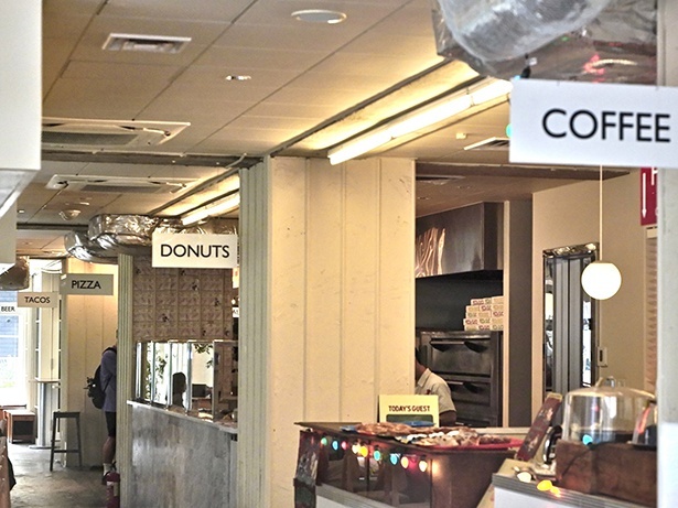 開業10周年を迎えるTORIBA COFFEEの新ブランド「TORIBAR」が、日本橋COMMISSARYにオープン - Peachy ...