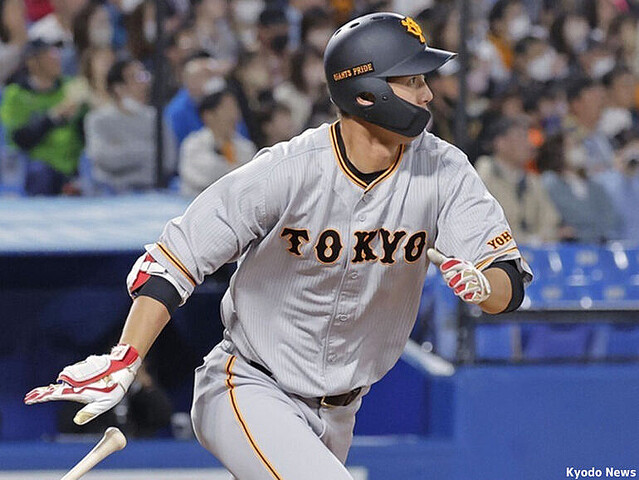 巨人・秋広が左の東からレフトへ2安打！宮本和知氏「レフトに自分の土地を買ってるみたい」 - ライブドアニュース