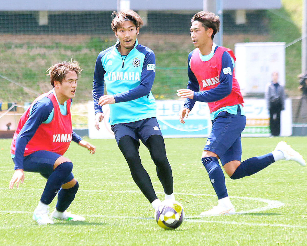 【画像】J2磐田 FW渡辺りょうがJ3沼津時代の指揮官から恩返しの勝ち点3狙う…20日・アウェー秋田戦 - ライブドアニュース