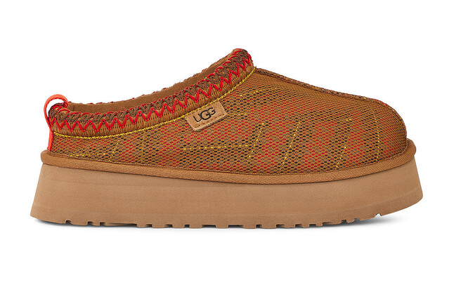UGG新作シューズ、厚底ブーツ＆スリッポンを“タスマンブレイド”仕様で (2022年12月19日掲載) - Peachy - ライブドアニュース