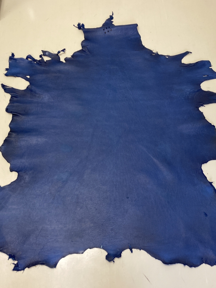 富士山麓で駆除される鹿の皮に命を吹き込む──P′s Leather Craftがジビエレザー循環モデル構築へ - ライブドアニュース