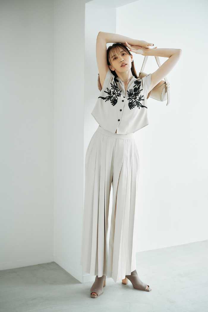 【COCO DEAL】宮田聡子さんが着こなす秋カタログを公開♡ - Peachy - ライブドアニュース