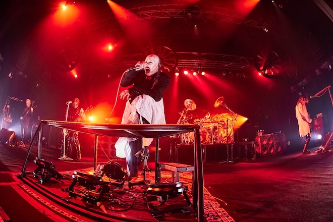 【ライヴレポート】DIR EN GREY、清々しき血みどろの夜。全ての過去と現在を繋ぎ熱狂を── (2024年1月18日掲載) - ライブドアニュース