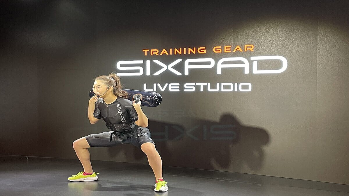 体幹の筋肉を鍛える20分！ SIXPAD HOME GYMの「スイング＆コア for ゴルフ」を体験してきた (2022年5月12日掲載) - ライブドアニュース