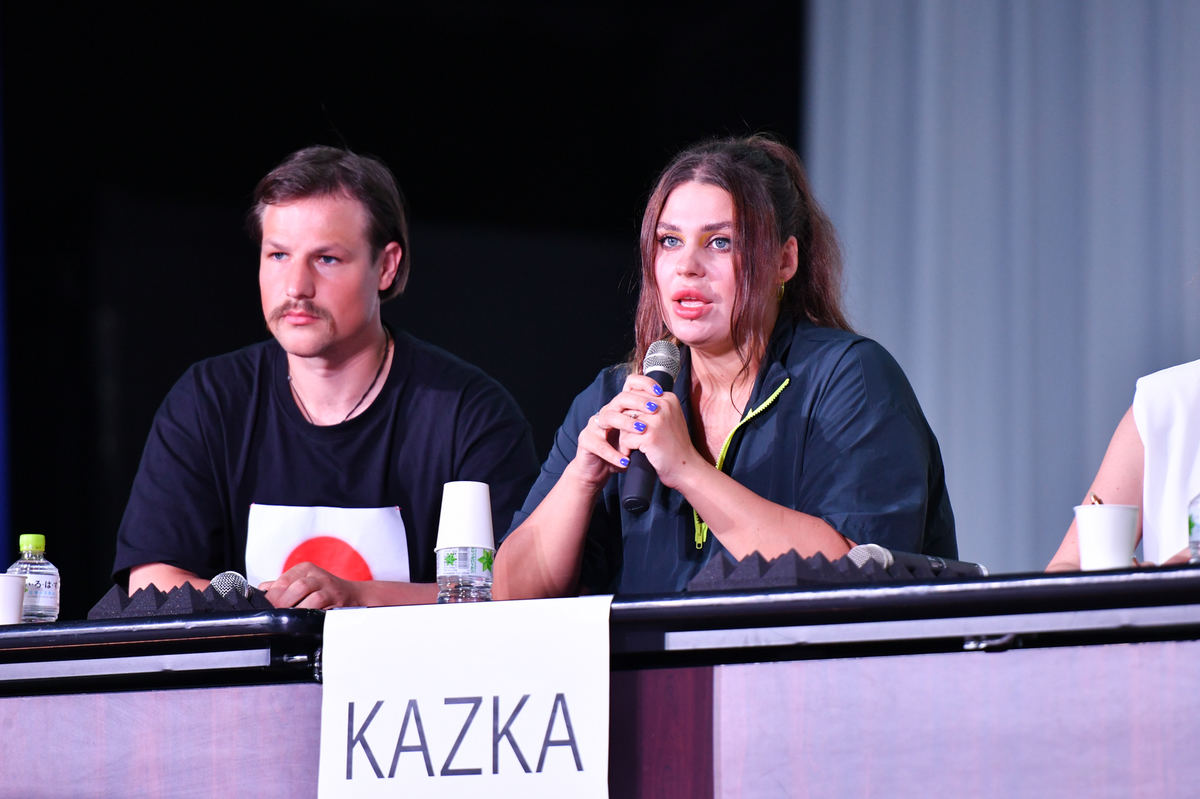 ウクライナの人気バンド・KAZKAが来日! 山梨で避難民や高校生らと交流深める - ライブドアニュース