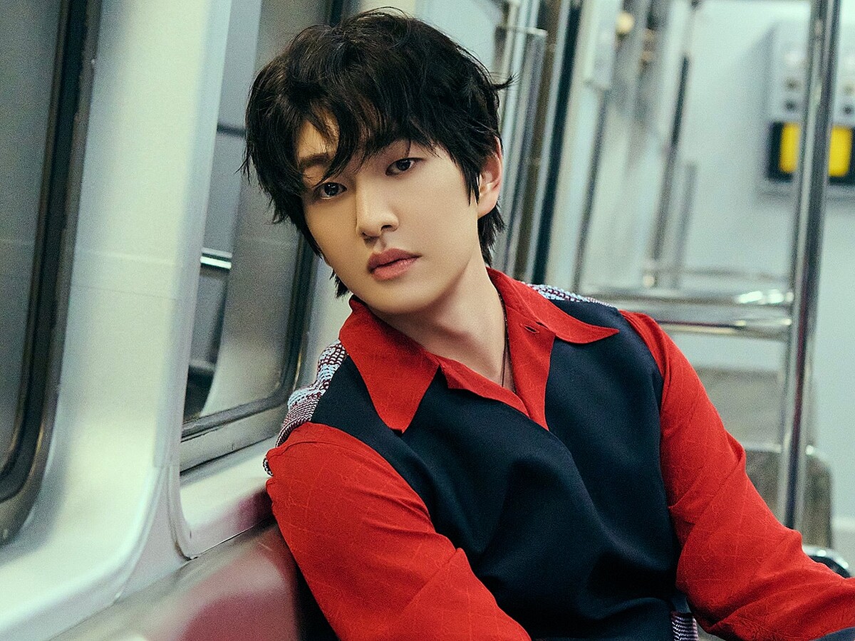 SHINee・オンユ、静寂な地下鉄で放つ“強烈な存在感”…新曲『ANIMALS』MVフォト公開！ (2025年7月11日掲載) - ライブドアニュース